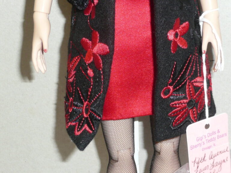 Tonner, Fifth Avenue Fever Layne Reese - Gigis Dolls