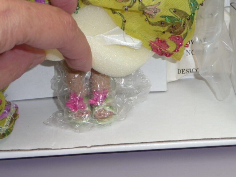 Tonner, Brenda Starr, Miami Beach Beauty - Gigis Dolls