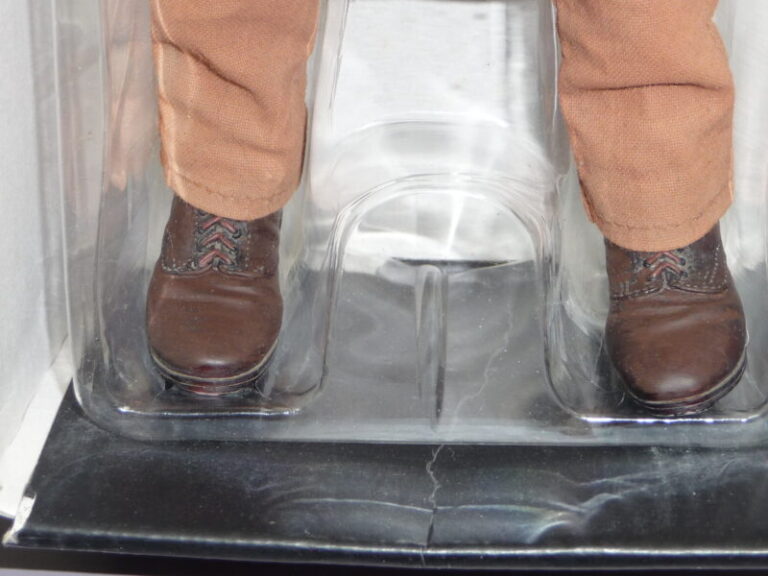 Sideshow, The Last Adventurer - Gigis Dolls